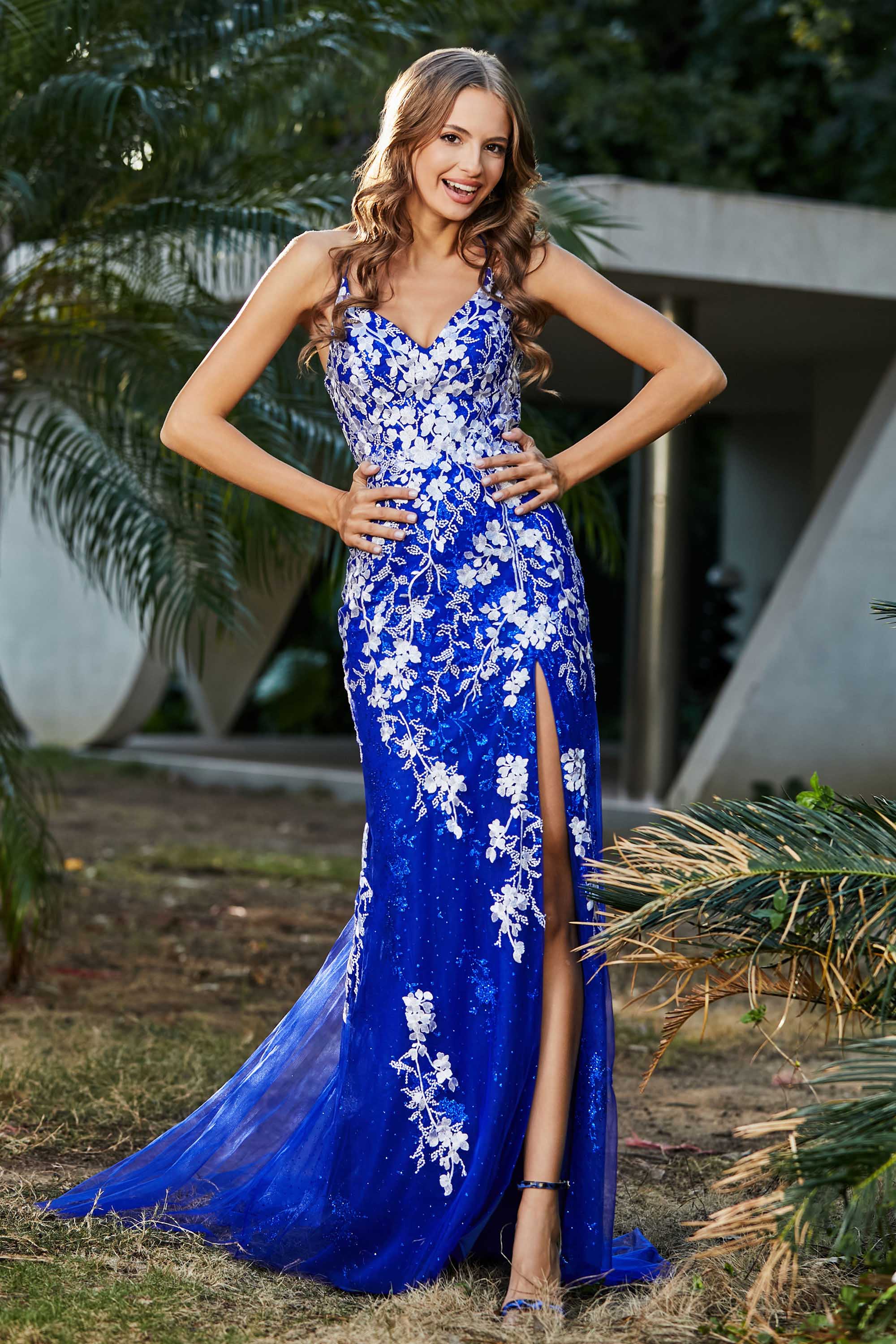 Royal Blue Prom Dresses - Be the Queen of Prom Night Effortlessly – DUNTERY